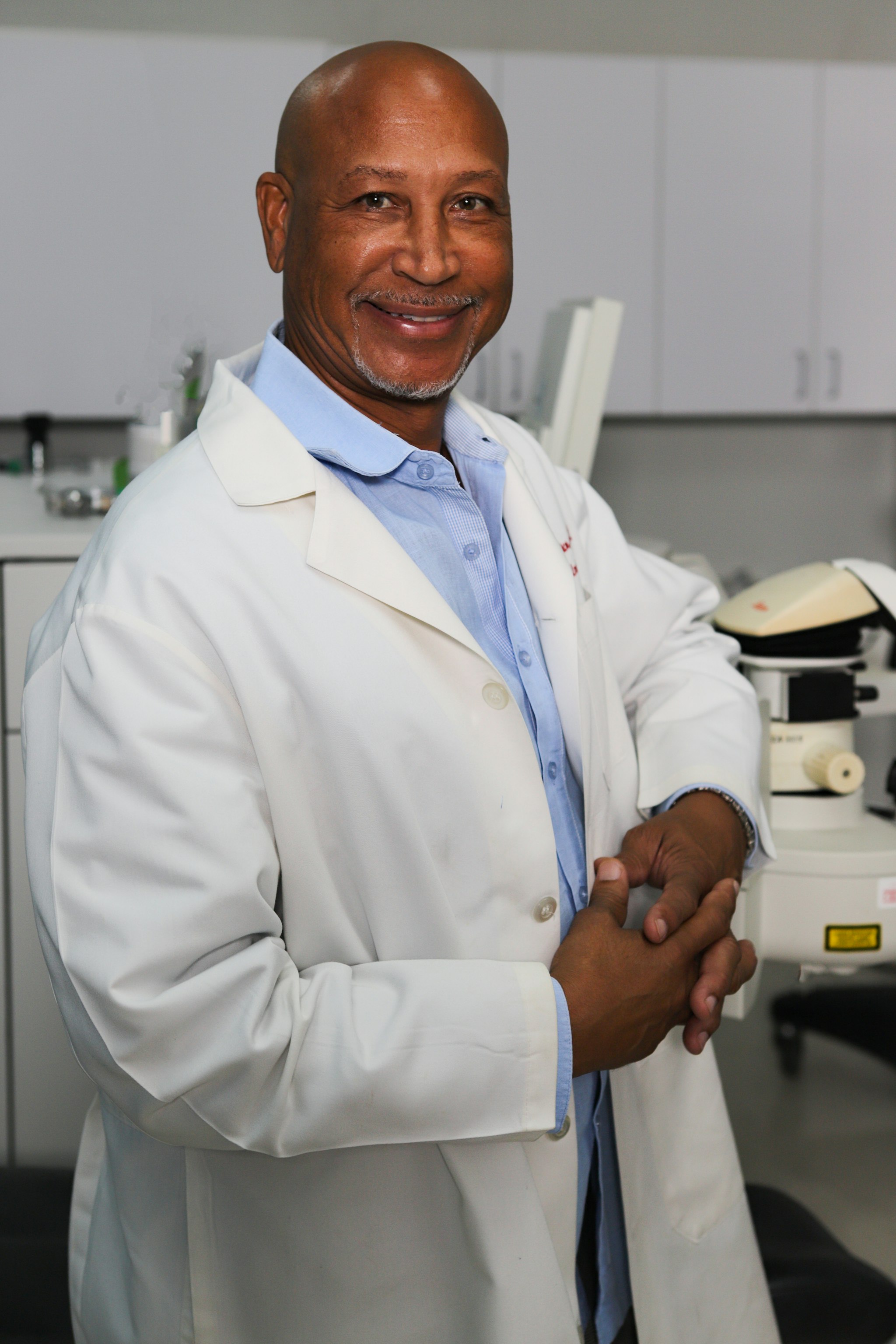 Ophthalmologist Byron Briscoe: Serving St. Thomas & Christiansted